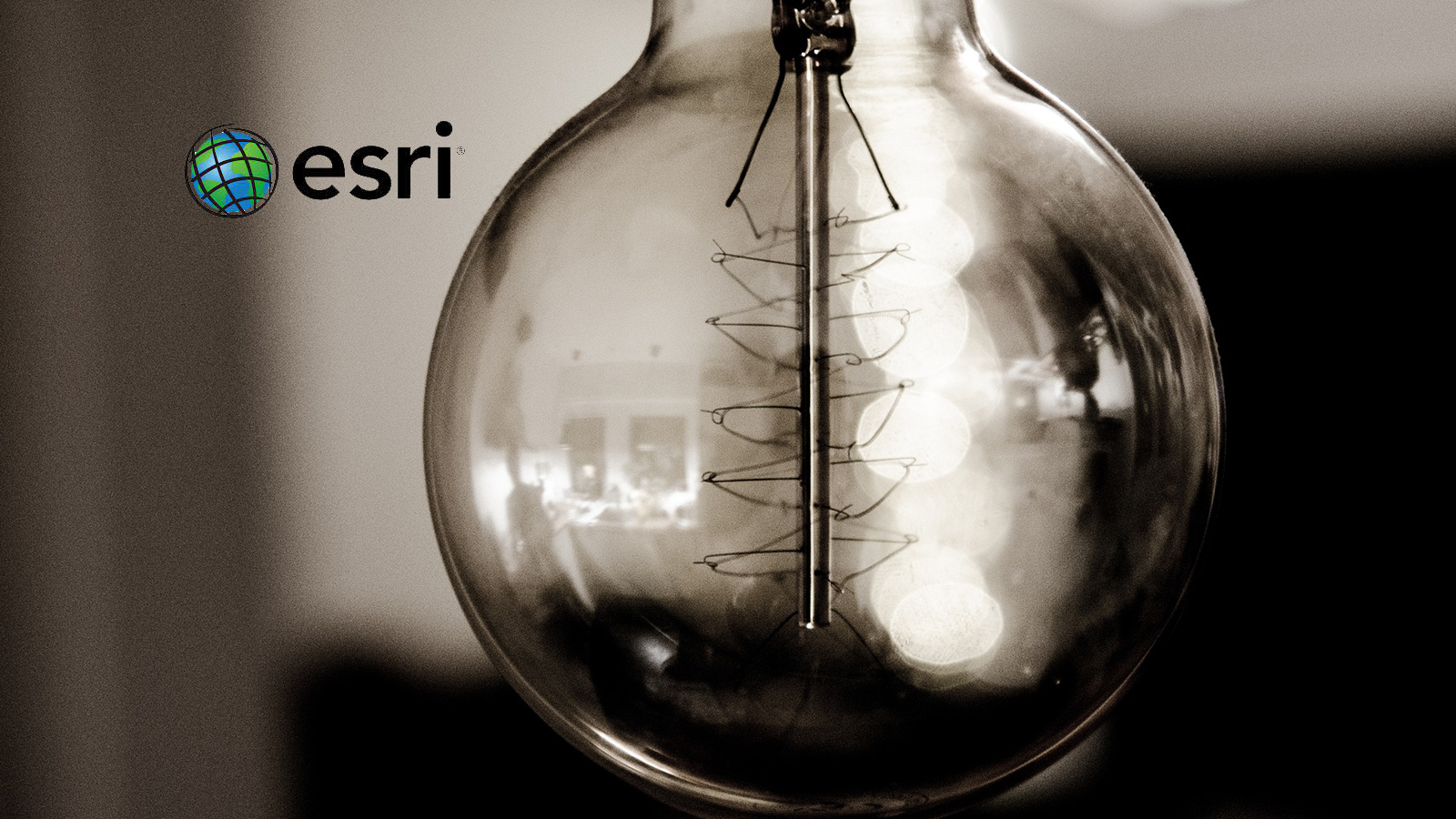 Esri Signs Space Act Agreement with NASA